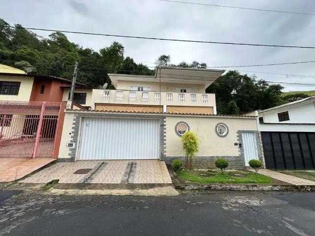 Casa / Sobrado para Venda em Juiz de Fora/MG Bosque dos Pinheiros 4 Quartos