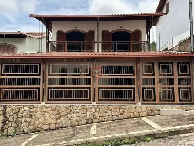 Casa / Sobrado para Venda em Juiz de Fora/MG Bosque dos Pinheiros 5 Quartos
