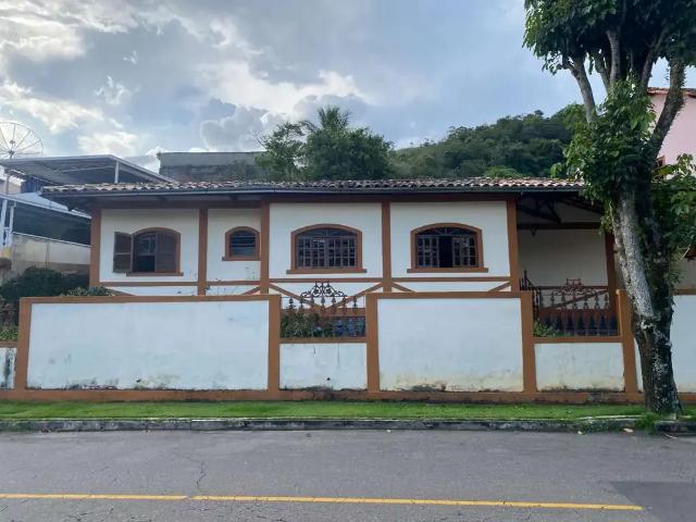 Casa / Sobrado para Venda em Juiz de Fora/MG Bosque dos Pinheiros 3 Quartos