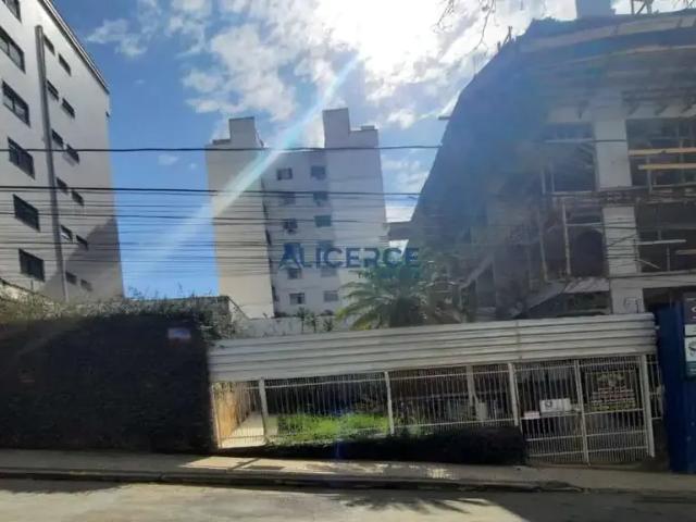 Casa / Sobrado para Venda em Juiz de Fora/MG Centro 5 Quartos