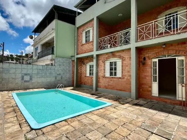 Casa / Sobrado para Venda em Juiz de Fora/MG Centro 5 Quartos