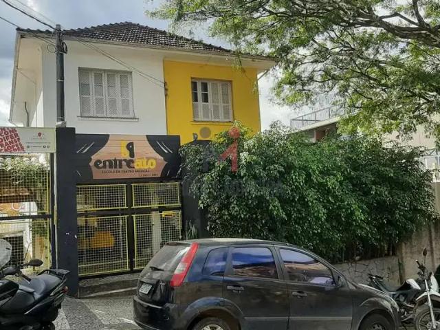 Casa / Sobrado para Venda em Juiz de Fora/MG Centro 6 Quartos