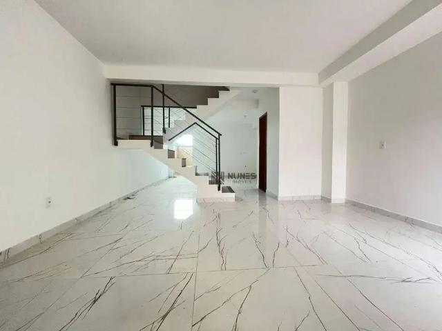 Casa / Sobrado para Venda em Juiz de Fora/MG Cerâmica 2 Quartos