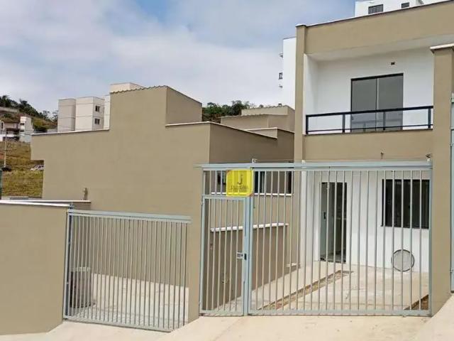 Casa / Sobrado para Venda em Juiz de Fora/MG Cerâmica 2 Quartos