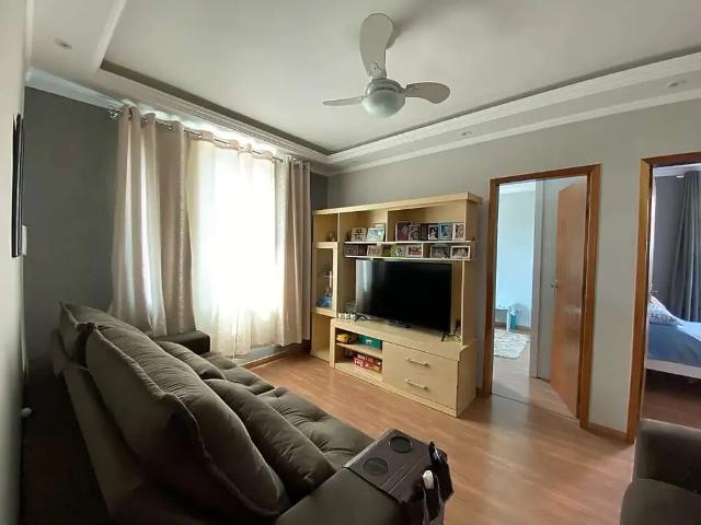 Casa / Sobrado para Venda em Juiz de Fora/MG Cerâmica 3 Quartos