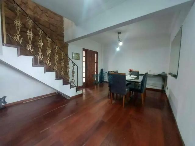 Casa / Sobrado para Venda em Juiz de Fora/MG Democrata 3 Quartos