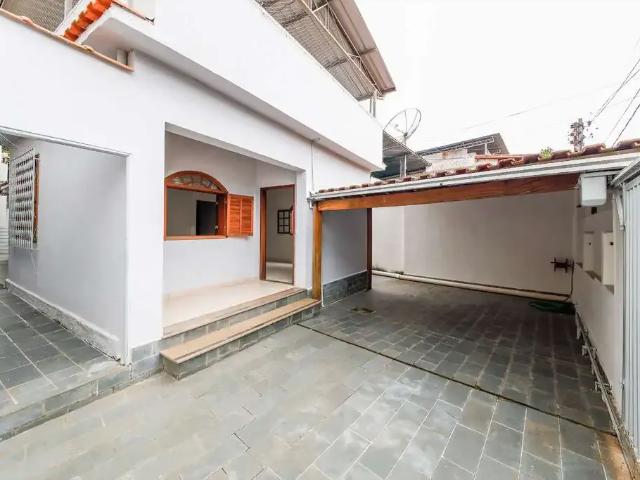 Casa / Sobrado para Venda em Juiz de Fora/MG Dom Bosco 3 Quartos