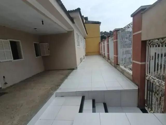 Casa / Sobrado para Venda em Juiz de Fora/MG Eldorado 4 Quartos