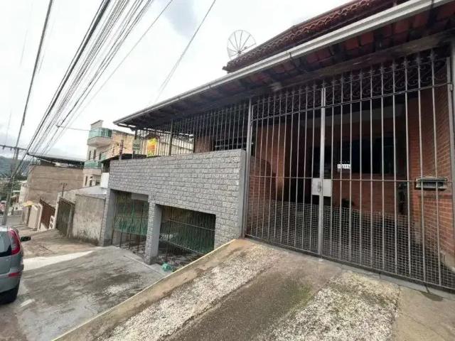 Casa / Sobrado para Venda em Juiz de Fora/MG Eldorado 3 Quartos
