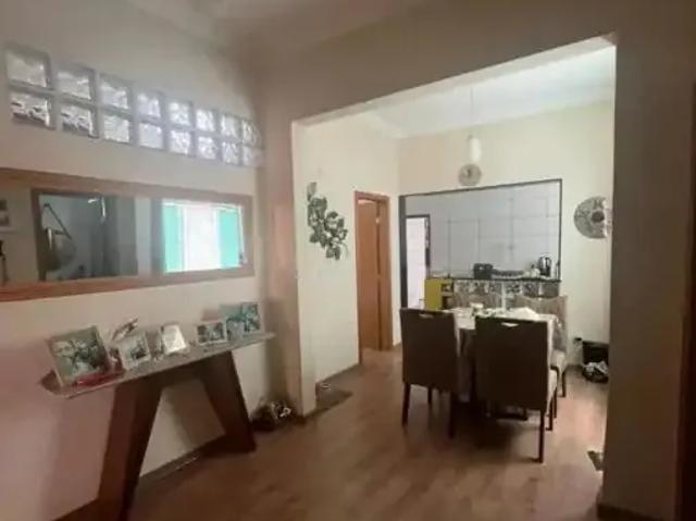 Casa / Sobrado para Venda em Juiz de Fora/MG Eldorado 3 Quartos