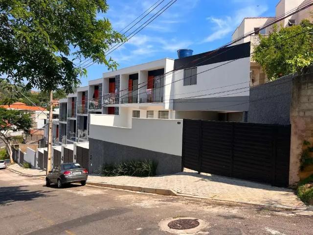 Casa / Sobrado para Venda em Juiz de Fora/MG Fontesville II 3 Quartos
