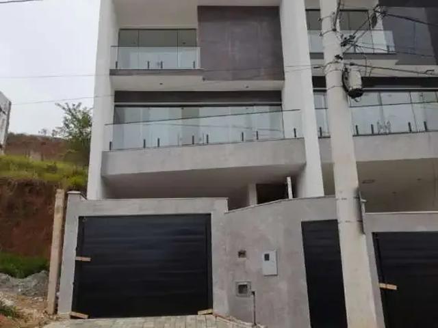 Casa / Sobrado para Venda em Juiz de Fora/MG Francisco Bernardino 3 Quartos