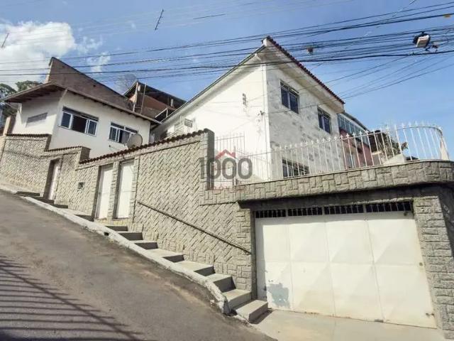 Casa / Sobrado para Venda em Juiz de Fora/MG Grajaú 3 Quartos