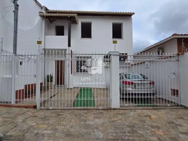 Casa / Sobrado para Venda em Juiz de Fora/MG Grajaú 4 Quartos