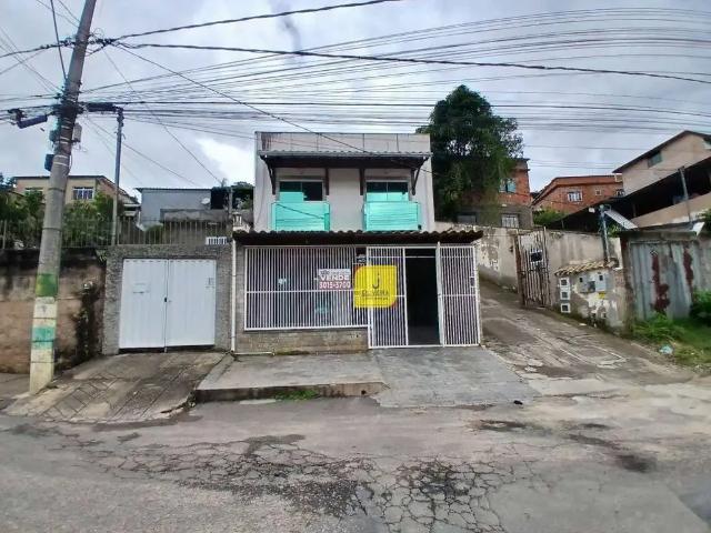 Casa / Sobrado para Venda em Juiz de Fora/MG Grama 3 Quartos