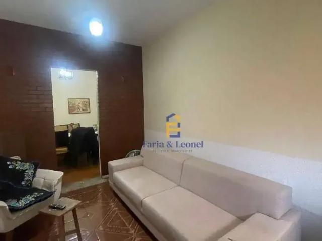 Casa / Sobrado para Venda em Juiz de Fora/MG Granbery 4 Quartos