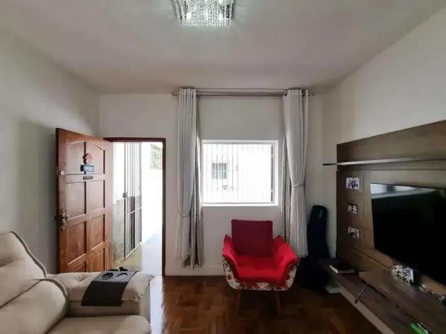 Casa / Sobrado para Venda em Juiz de Fora/MG Granbery 2 Quartos