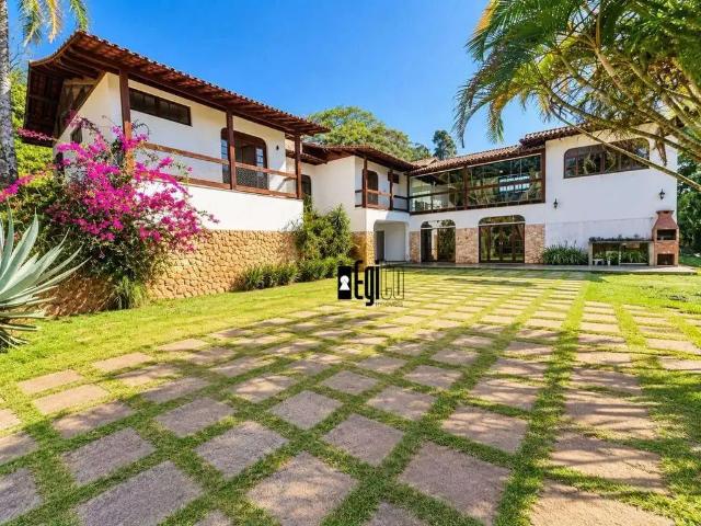 Casa / Sobrado para Venda em Juiz de Fora/MG Ipiranga 4 Quartos