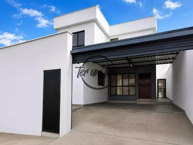 Casa / Sobrado para Venda em Juiz de Fora/MG Ipiranga 4 Quartos