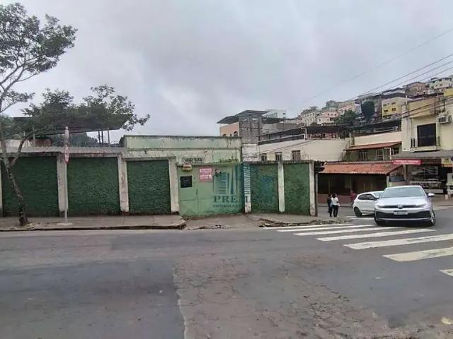 Casa / Sobrado para Venda em Juiz de Fora/MG Ipiranga 5 Quartos