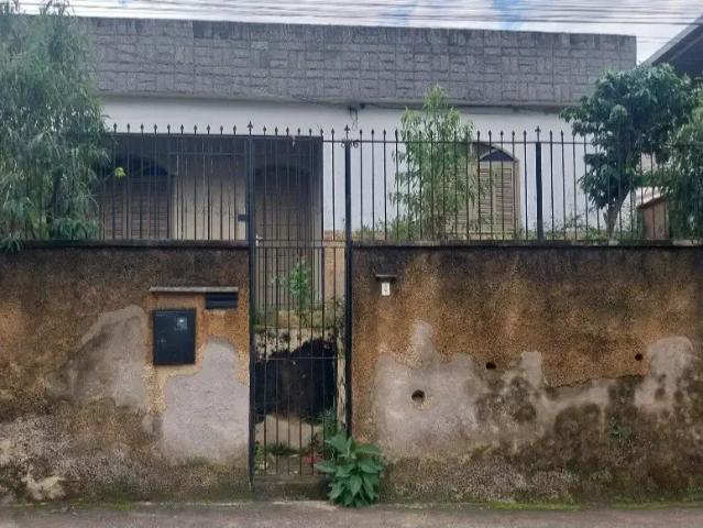 Casa / Sobrado para Venda em Juiz de Fora/MG Ipiranga