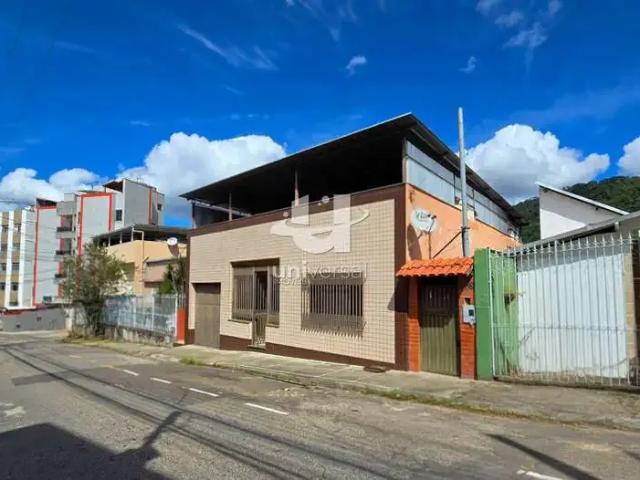 Casa / Sobrado para Venda em Juiz de Fora/MG Jardim Glória 3 Quartos
