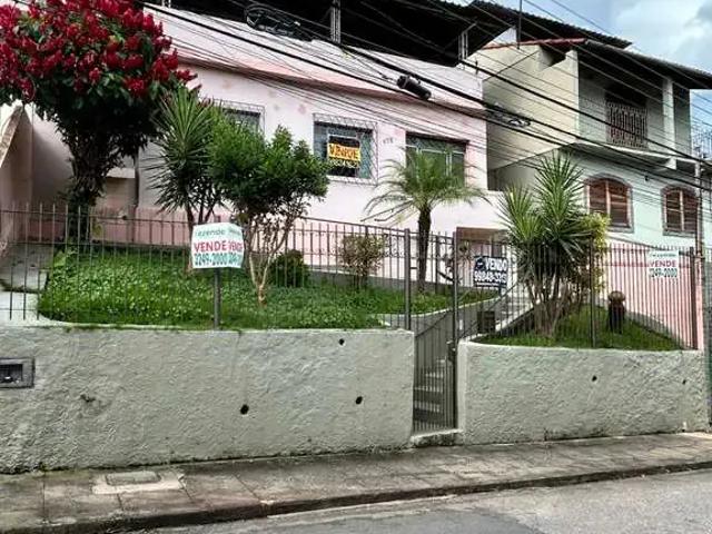 Casa / Sobrado para Venda em Juiz de Fora/MG Jardim Glória 4 Quartos