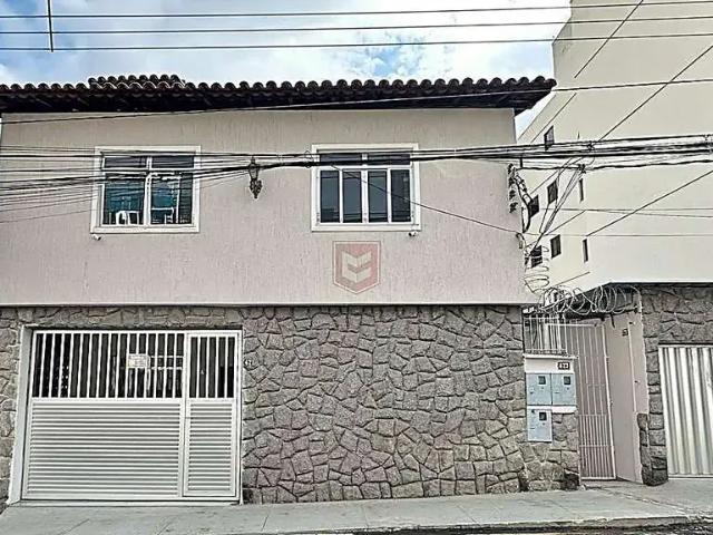Casa / Sobrado para Venda em Juiz de Fora/MG Jardim Glória 4 Quartos