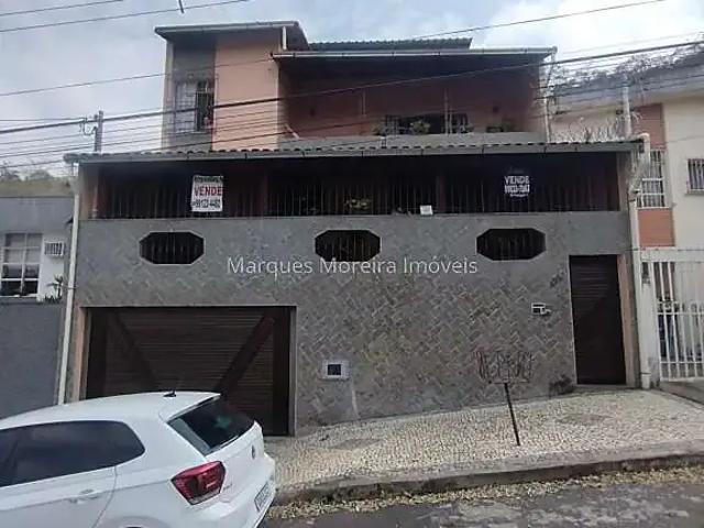 Casa / Sobrado para Venda em Juiz de Fora/MG Jardim do Sol 5 Quartos
