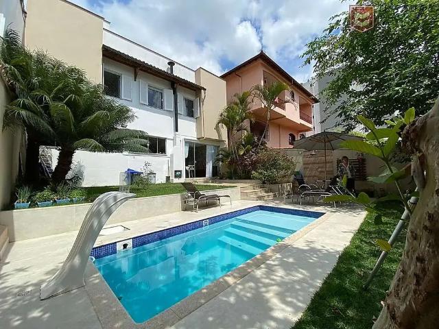 Casa / Sobrado para Venda em Juiz de Fora/MG Jardim das Laranjeiras 4 Quartos