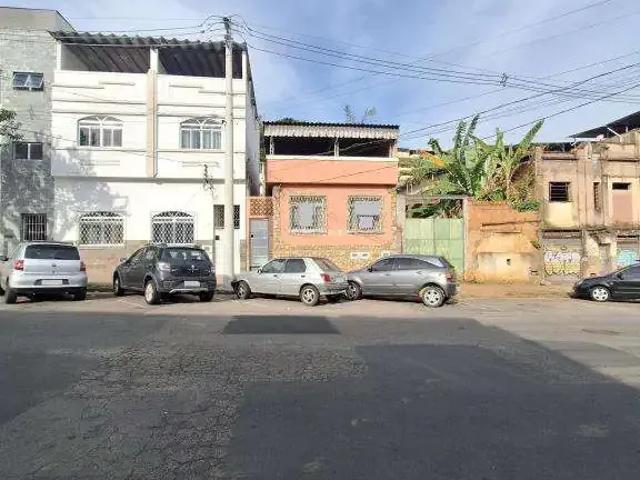 Casa / Sobrado para Venda em Juiz de Fora/MG Ladeira 3 Quartos
