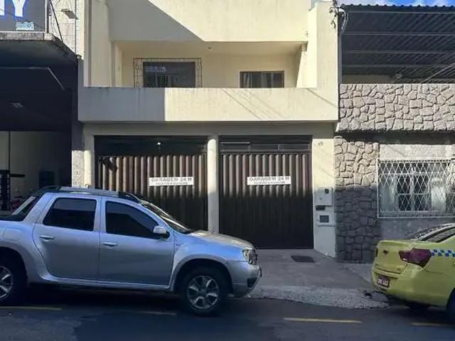 Casa / Sobrado para Venda em Juiz de Fora/MG Manoel Honório 4 Quartos
