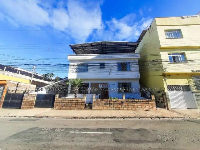 Casa / Sobrado para Venda em Juiz de Fora/MG Manoel Honório 3 Quartos