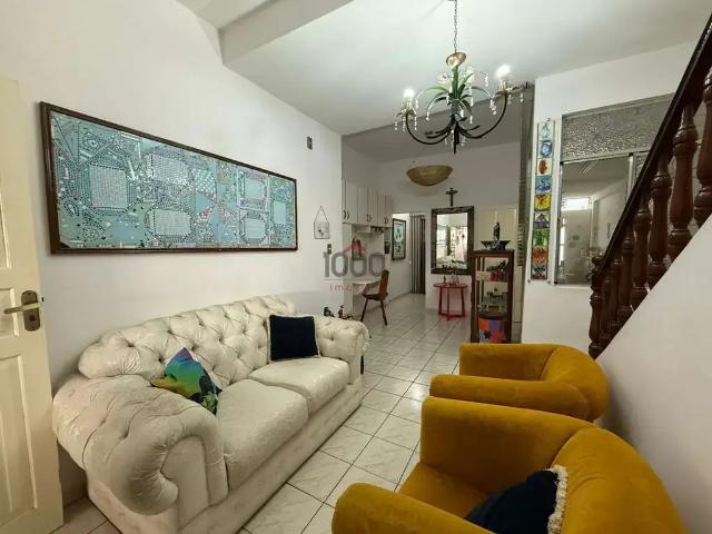 Casa / Sobrado para Venda em Juiz de Fora/MG Mariano Procópio 3 Quartos