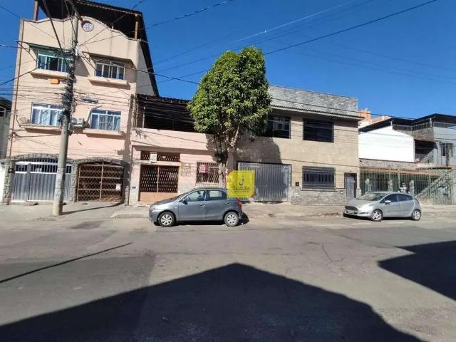 Casa / Sobrado para Venda em Juiz de Fora/MG Mariano Procópio 3 Quartos