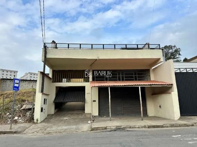 Casa / Sobrado para Venda em Juiz de Fora/MG Marilândia 4 Quartos