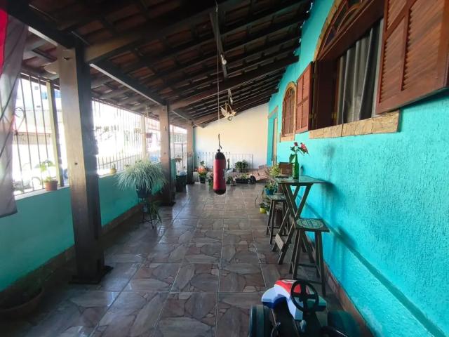 Casa / Sobrado para Venda em Juiz de Fora/MG Monte Castelo 3 Quartos