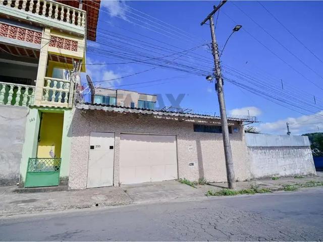 Casa / Sobrado para Venda em Juiz de Fora/MG Monte Castelo 4 Quartos