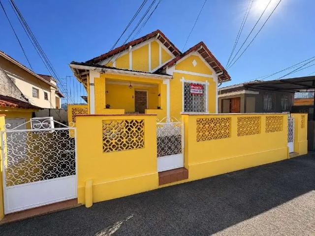 Casa / Sobrado para Venda em Juiz de Fora/MG Nossa Senhora Aparecida 2 Quartos