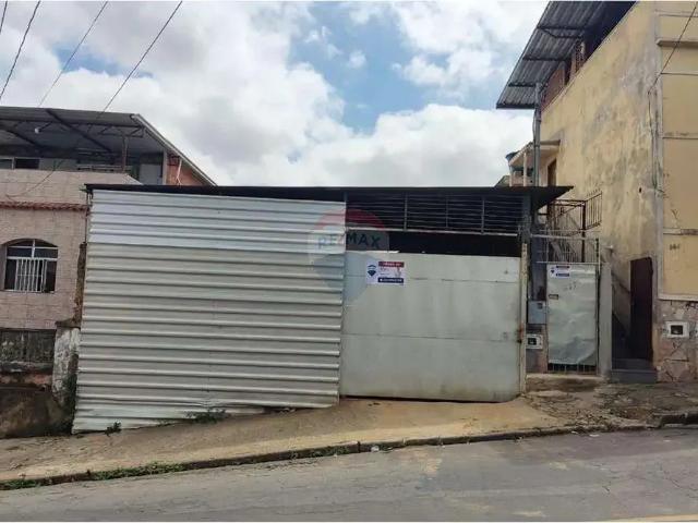 Casa / Sobrado para Venda em Juiz de Fora/MG Nossa Senhora Aparecida 3 Quartos