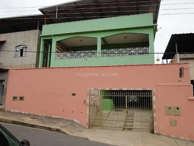 Casa / Sobrado para Venda em Juiz de Fora/MG Nova Era 4 Quartos