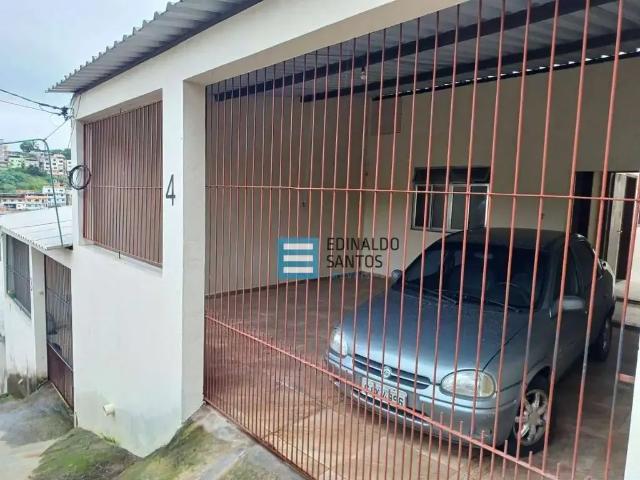 Casa / Sobrado para Venda em Juiz de Fora/MG Nova Era 2 Quartos