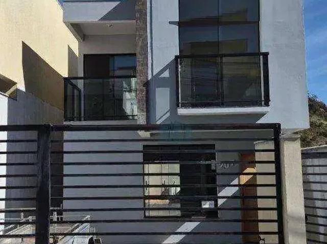 Casa / Sobrado para Venda em Juiz de Fora/MG Nova Era 3 Quartos