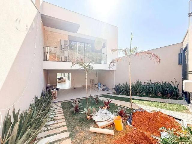Casa / Sobrado para Venda em Juiz de Fora/MG Novo Horizonte 4 Quartos