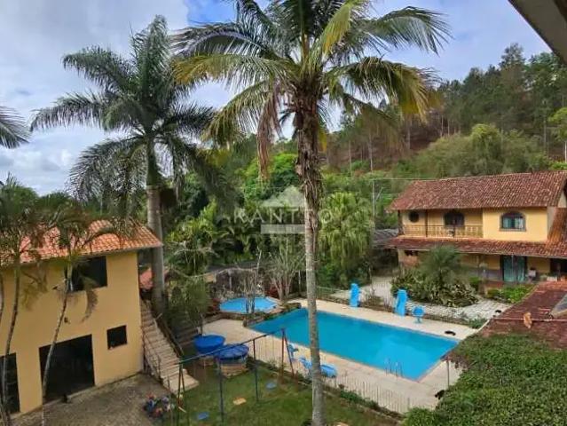 Casa / Sobrado para Venda em Juiz de Fora/MG Novo Horizonte 4 Quartos