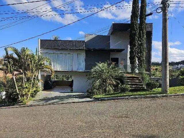Casa / Sobrado para Venda em Juiz de Fora/MG Novo Horizonte 4 Quartos