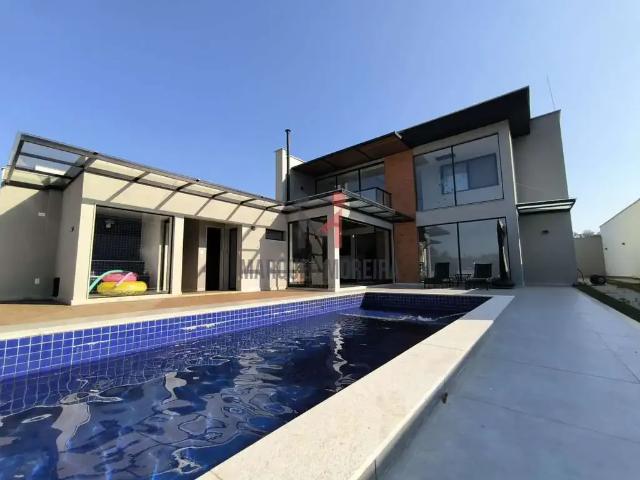 Casa / Sobrado para Venda em Juiz de Fora/MG Novo Horizonte 4 Quartos
