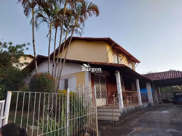 Casa / Sobrado para Venda em Juiz de Fora/MG Novo Horizonte 5 Quartos