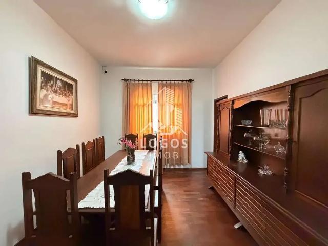 Casa / Sobrado para Venda em Juiz de Fora/MG Paineiras 3 Quartos