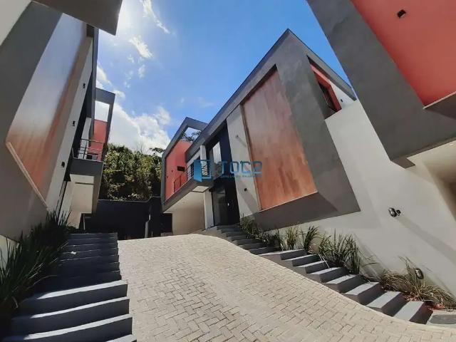 Casa / Sobrado para Venda em Juiz de Fora/MG Parque Jardim da Serra 3 Quartos